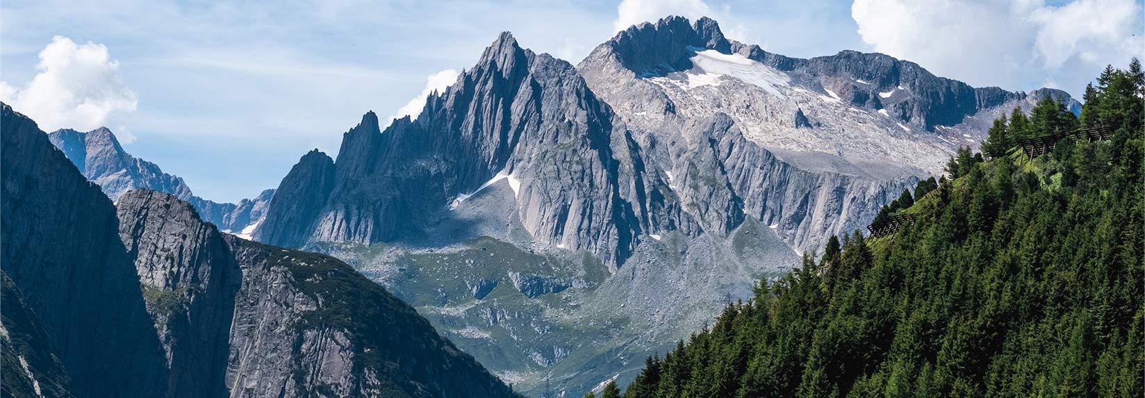 Invest in Swiss Alps Homes - Prime Investment in Andermatt, Switzerland